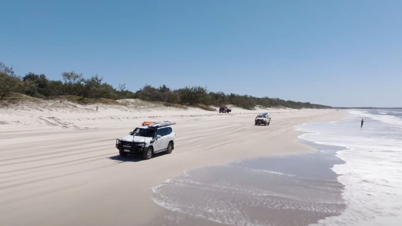Guide to Safe Beach Driving - 10 tips for 4WDing on the Beach | FleetCrew